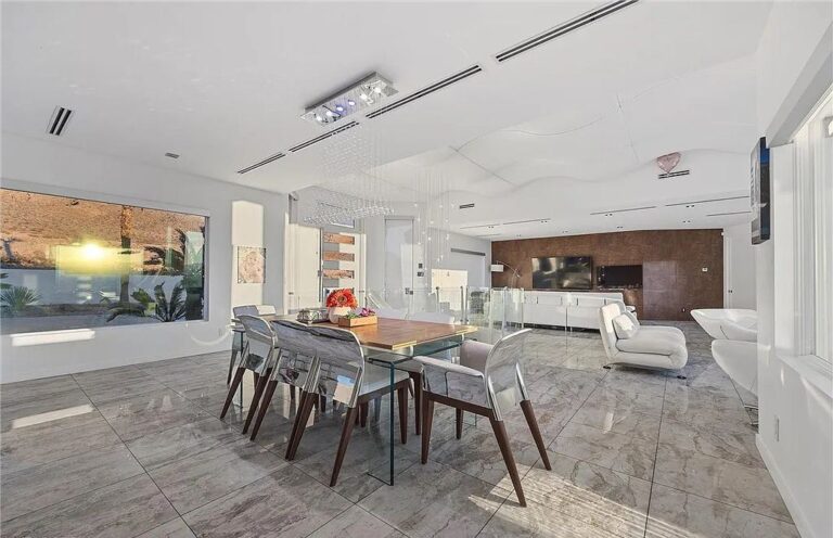 Exquisitely Crafted Custom Home with Captivating Views on A Huge ...