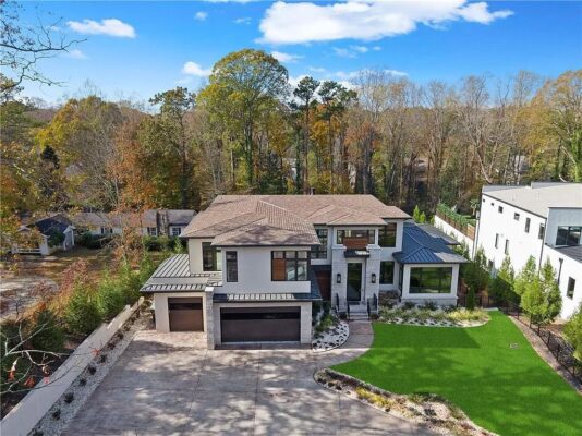 Extraordinarily Designed, and Custom Built, This Magnificent Modern ...