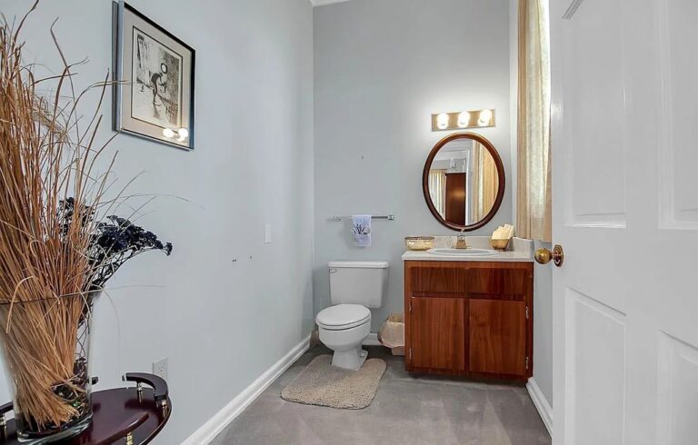 Greek Revival Style Mansion With All the Modern Amenities and Opulent ...