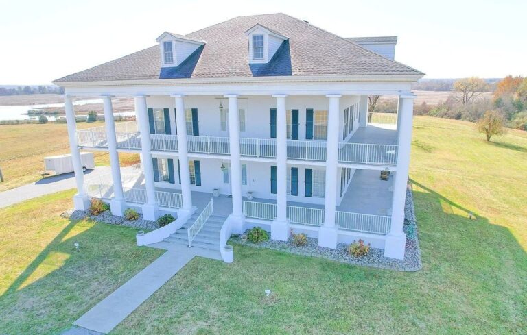 Greek Revival Style Mansion With All the Modern Amenities and Opulent ...