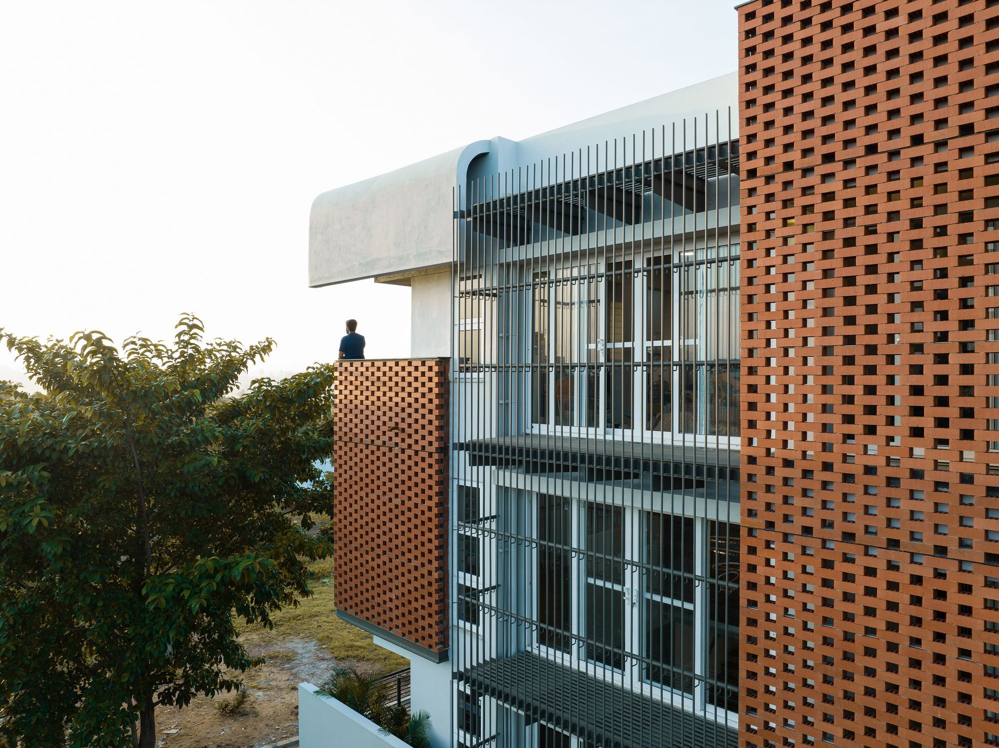 House Belaku with Impressive Ventilation Facade in India by House Belaku