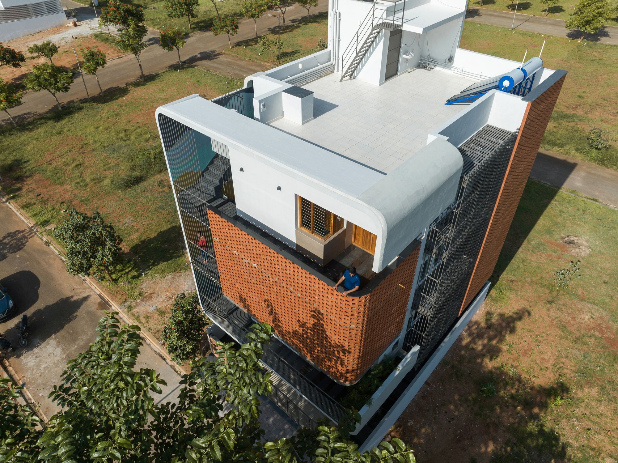 House Belaku with Impressive Ventilation Facade in India by House Belaku