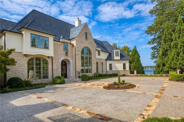 Luxurious Lakefront Living in The Peninsula, Windward's Exclusive ...