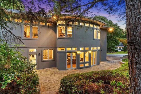 Modern-contemporary, European-inspired Masterpiece in Atlanta, GA Hits ...