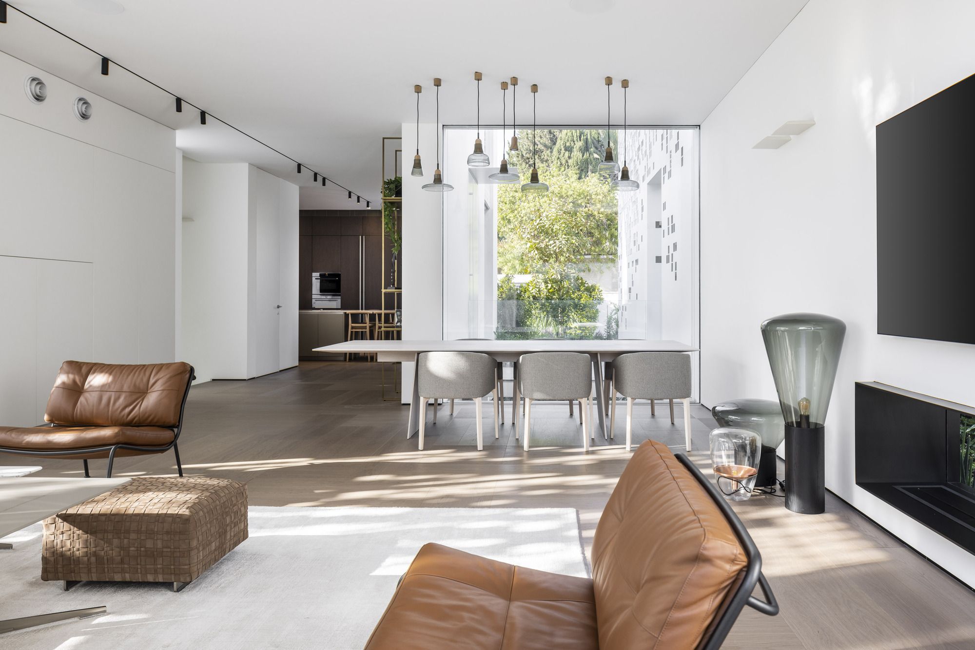 Pixel House, an Innovative Private Residence by Anderman Architects