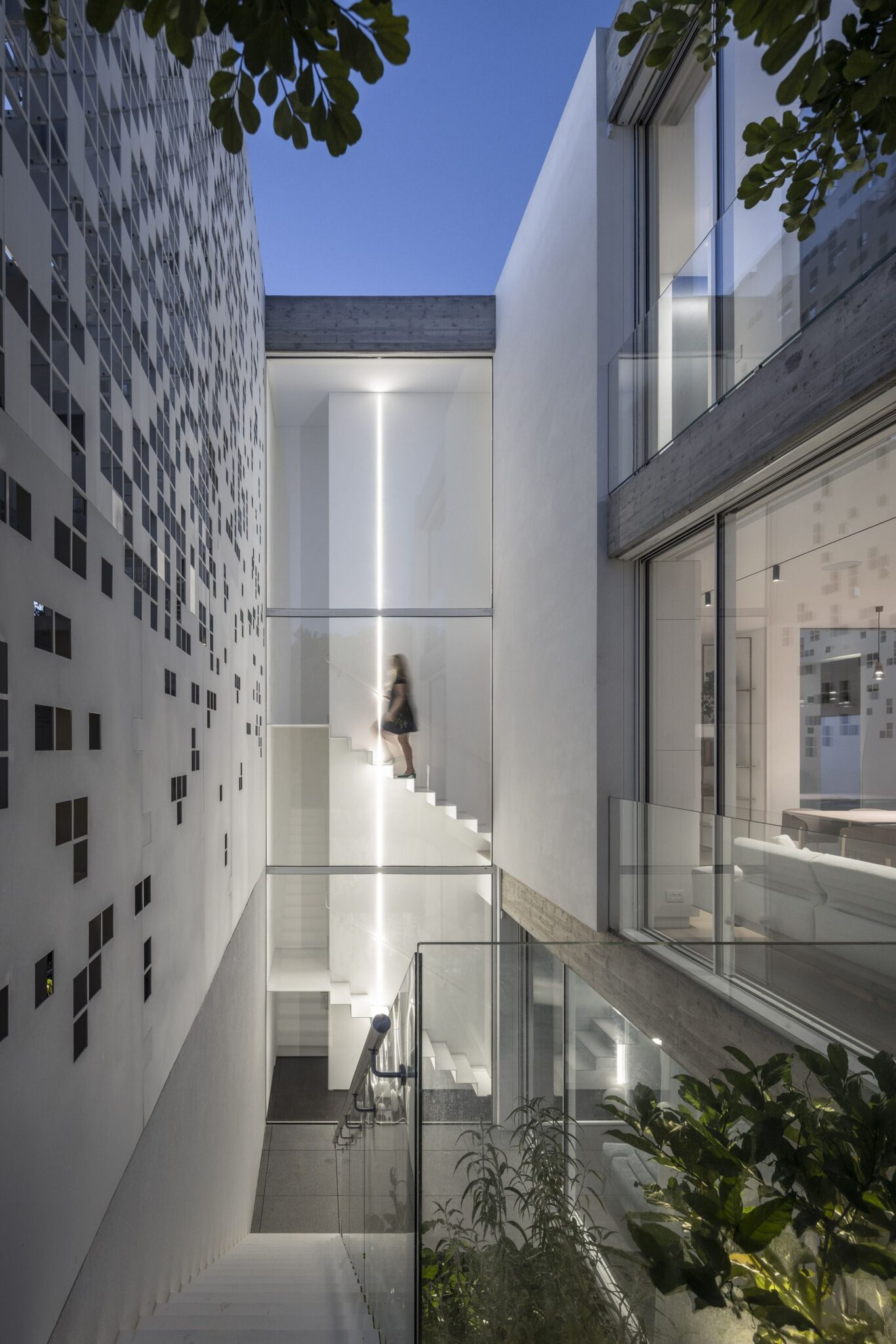 Pixel House, an Innovative Private Residence by Anderman Architects