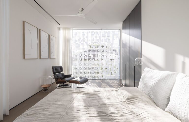 Pixel House, an Innovative Private Residence by Anderman Architects