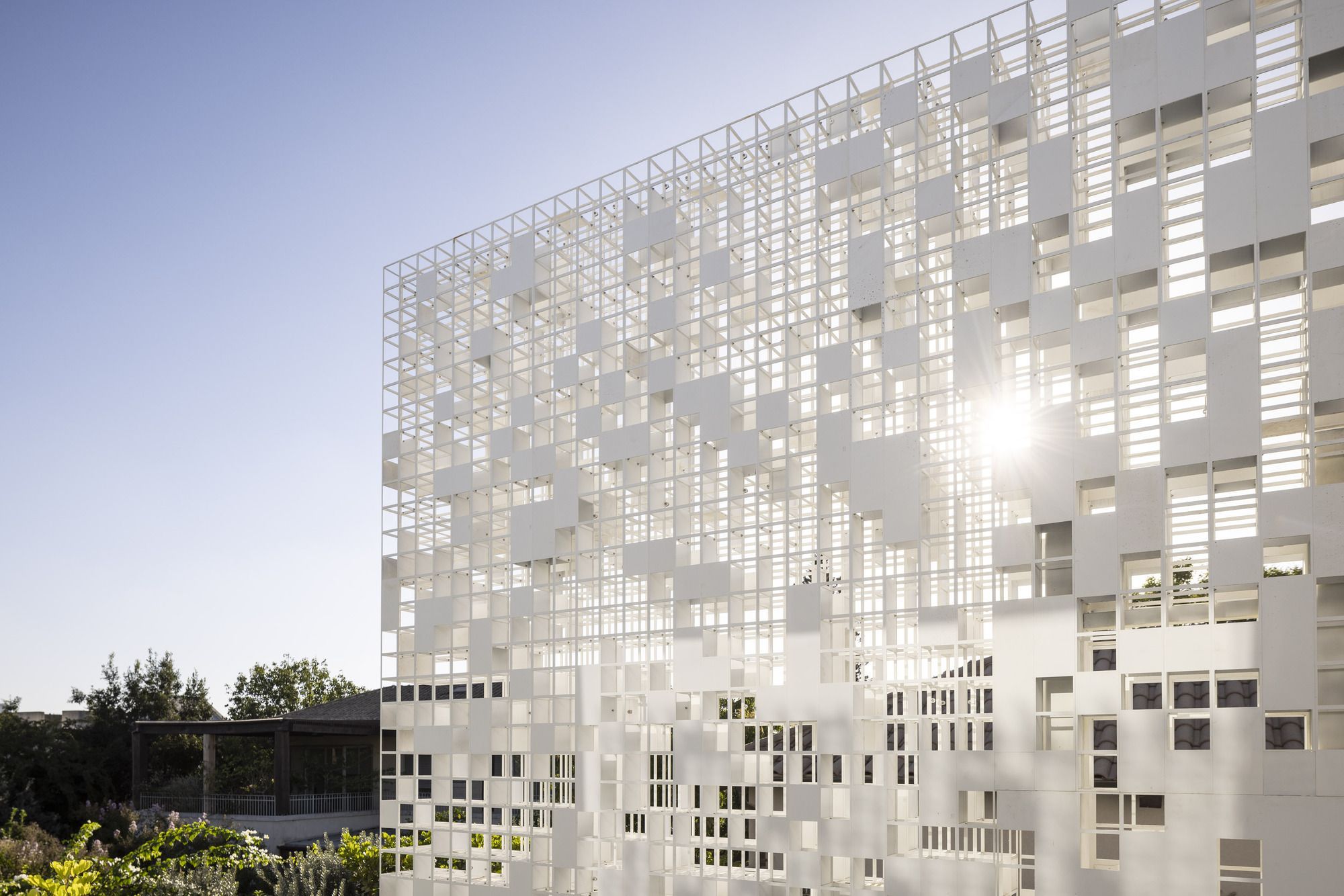 Pixel House, an Innovative Private Residence by Anderman Architects