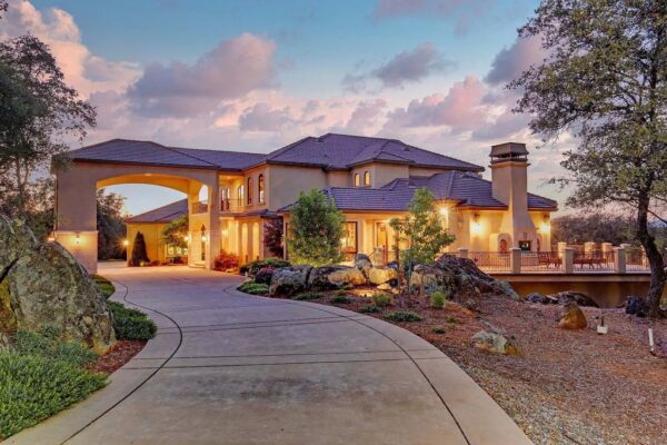 Quintessential Sierra Foothills Estate with the Finest Finishes and ...