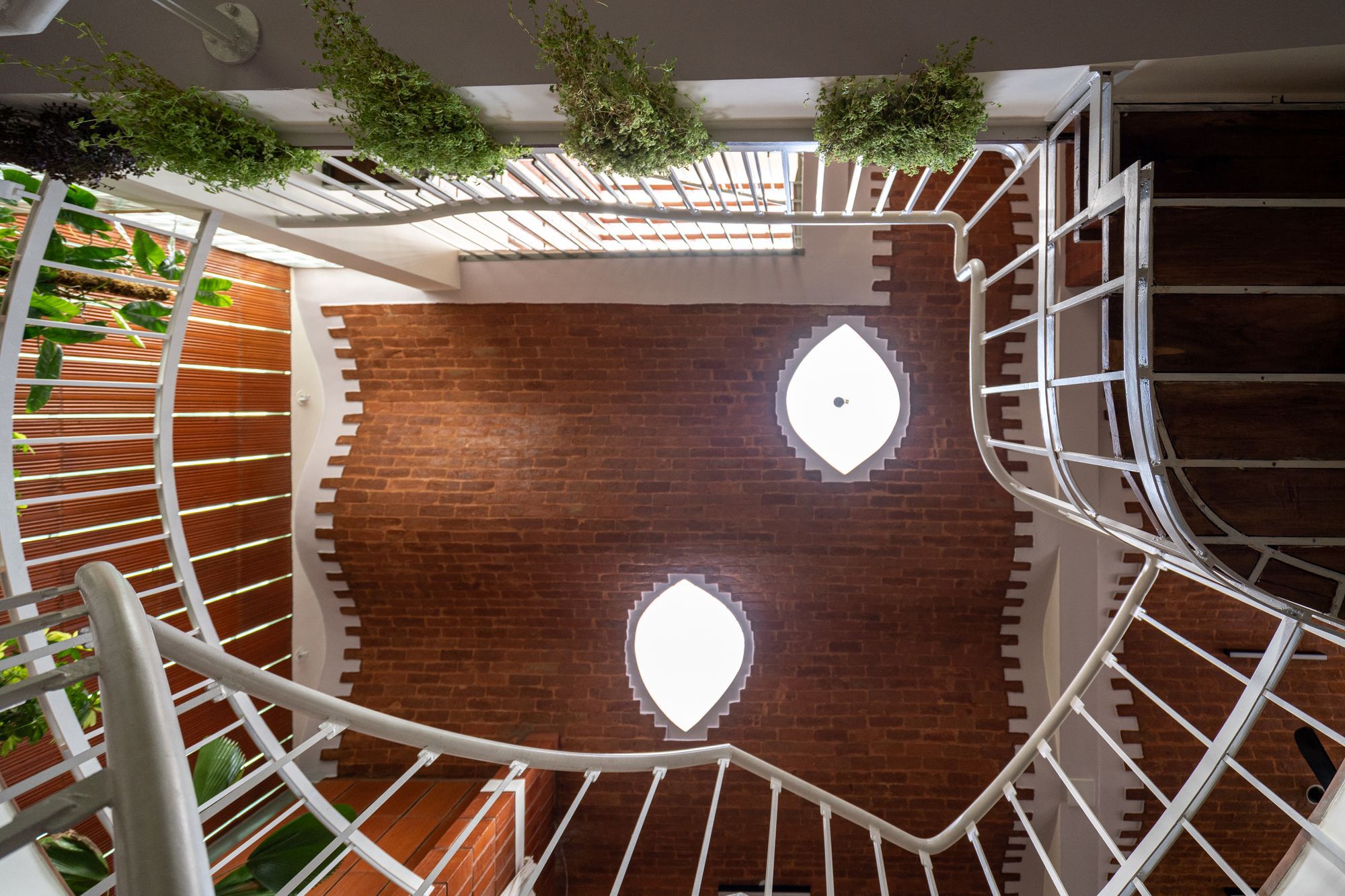 Shiva Stuthi Residence with Freedom, Peaceful Spaces by Wright Inspires
