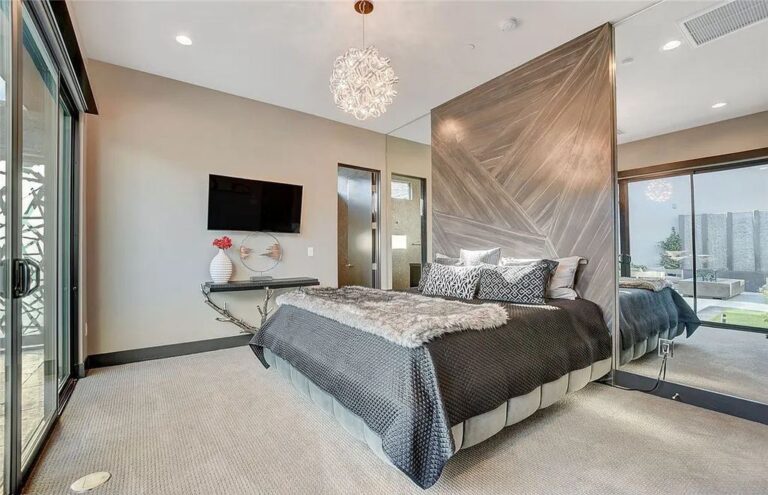 Stunning Spacious Home on An Elevated Lot with Breathtaking Views of ...