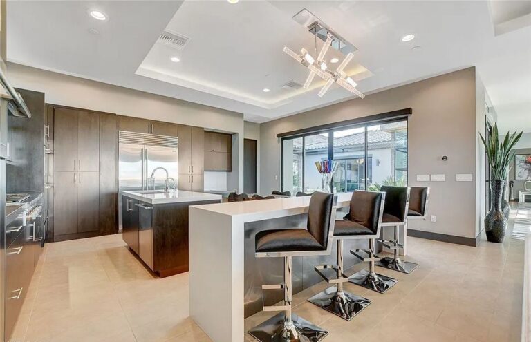 Stunning Spacious Home on An Elevated Lot with Breathtaking Views of ...