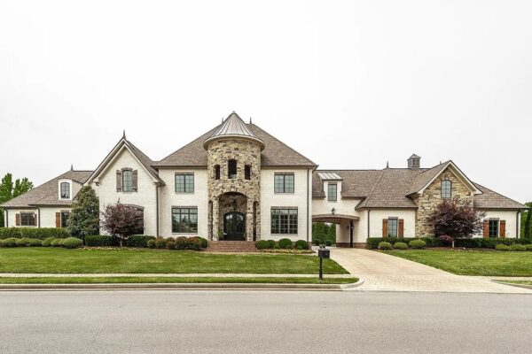 This $2.759M Beautiful Custom Home in Gallatin, TN Features Elegant ...