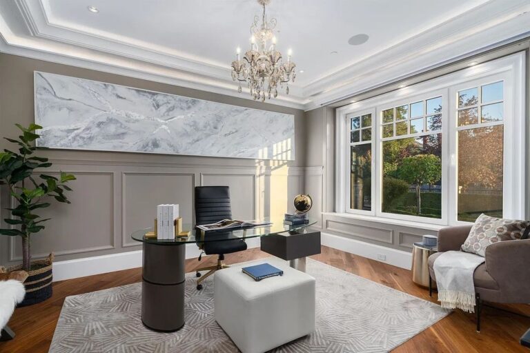This Magnificent World-class Mansion in Vancouver, Canada Tastefully ...
