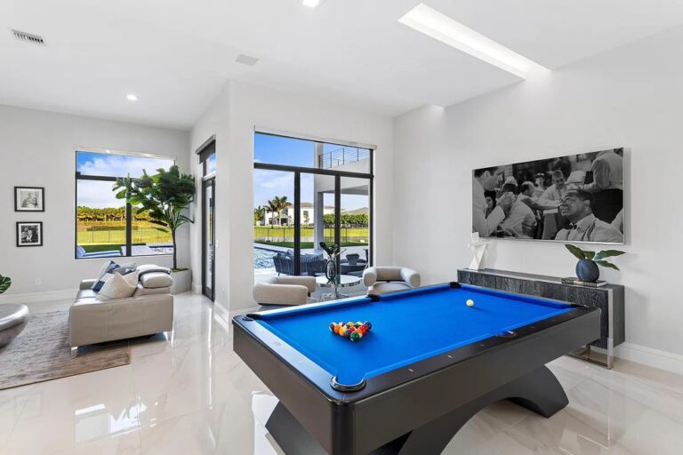 This Family Amenities Provide Exquisite Living in The Heart of Boca ...