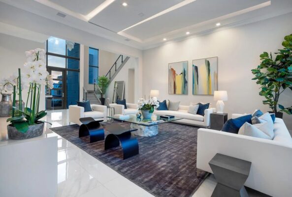 This Family Amenities Provide Exquisite Living in The Heart of Boca ...