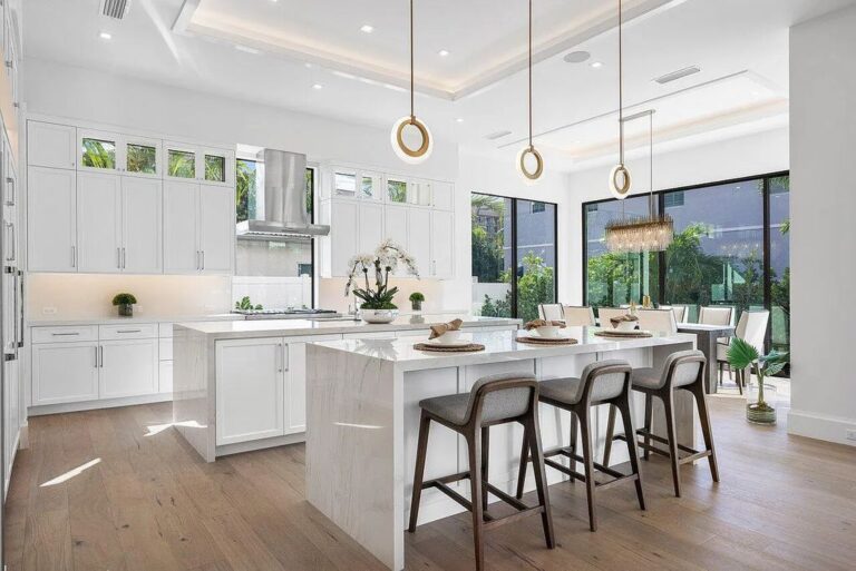 This Luxury Home Built By Award-Winning Home Builder CJM Luxury Homes In Boca Raton, Florida ...