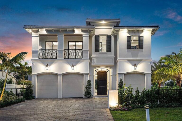 This Luxury Home Built By Award-Winning Home Builder CJM Luxury Homes In Boca Raton, Florida ...