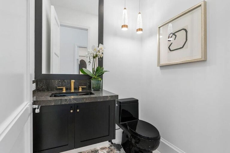 This Luxury Home Built By Award-Winning Home Builder CJM Luxury Homes In Boca Raton, Florida ...