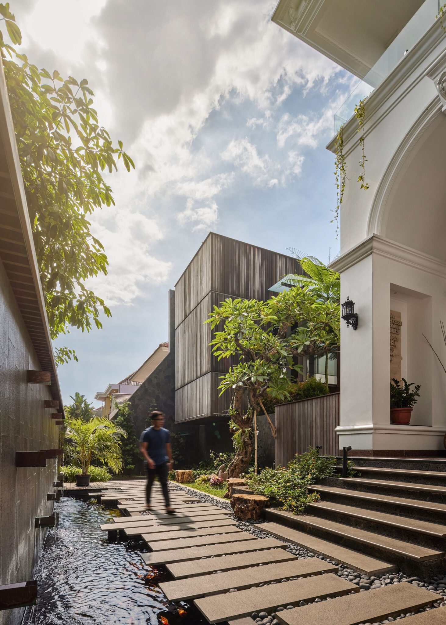 Wood White House combines Classic and Modern Element by Rcab Studio