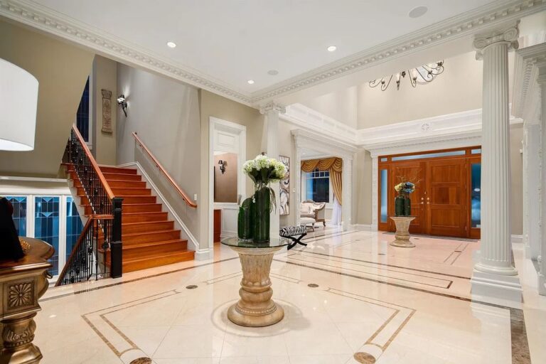 World-class Custom Built Mansion of Luxurious Living with Superior ...