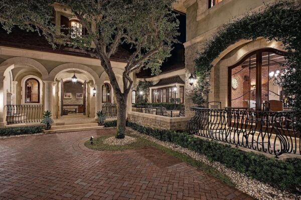 A Dream Home in French Country Style with Utmost Attention to Quality ...