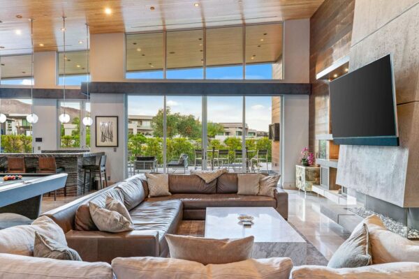 Architecturally Significant Home in Summerlin Nevada with Stunning View ...