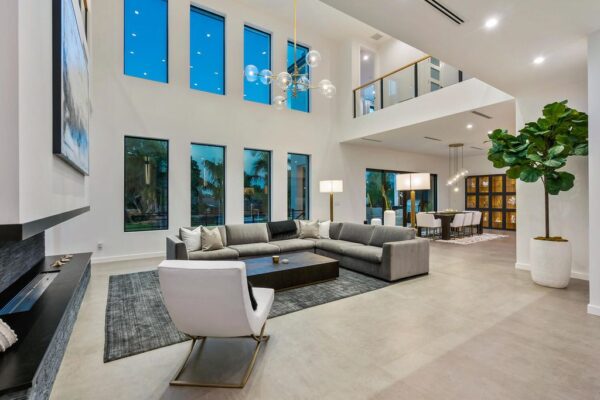 Beautiful Open Custom Longboat Key Waterfront Home with Panoramic View ...
