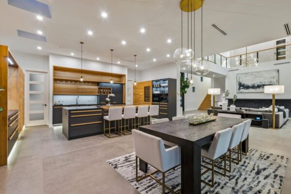 Beautiful Open Custom Longboat Key Waterfront Home with Panoramic View ...