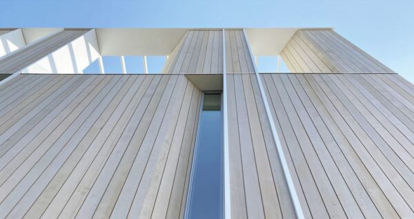 Flex House, prominent home in California by Johnsen Schmaling Architects