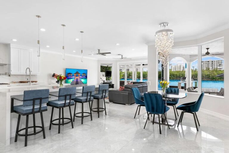 Luxury Estate Home with 80 Feet of Direct Intracoastal Waterfront Views ...