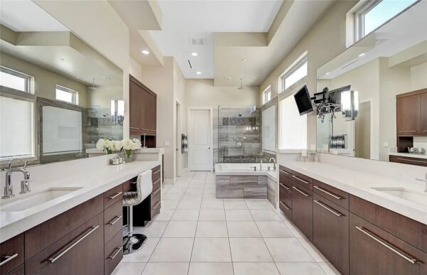 Magnificent Single Story Custom Home on Elevated Lot with Spectacular ...