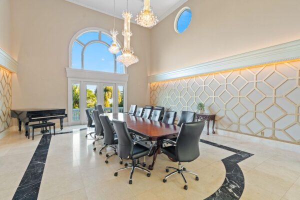 Magnificent Trophy Property in Tierra Verde, Florida with Sweeping Wide ...