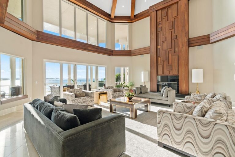 Magnificent Trophy Property in Tierra Verde, Florida with Sweeping Wide ...