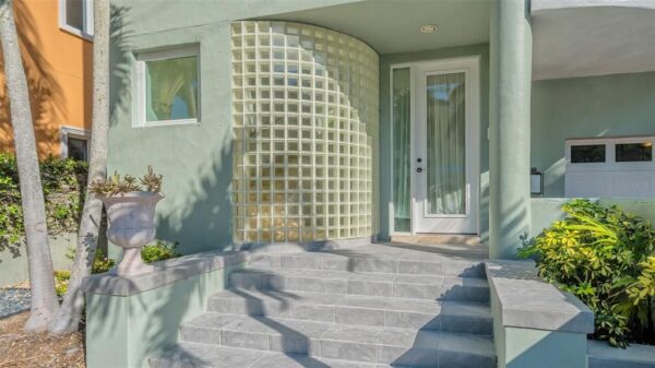 A $4 Million Contemporary Residence Featuring Floor to Ceiling Windows ...