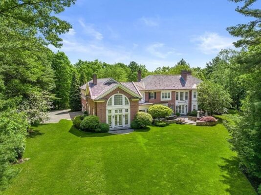 Sitting Majestically Amidst Lush Grounds, Spectacular Georgian Mansion ...