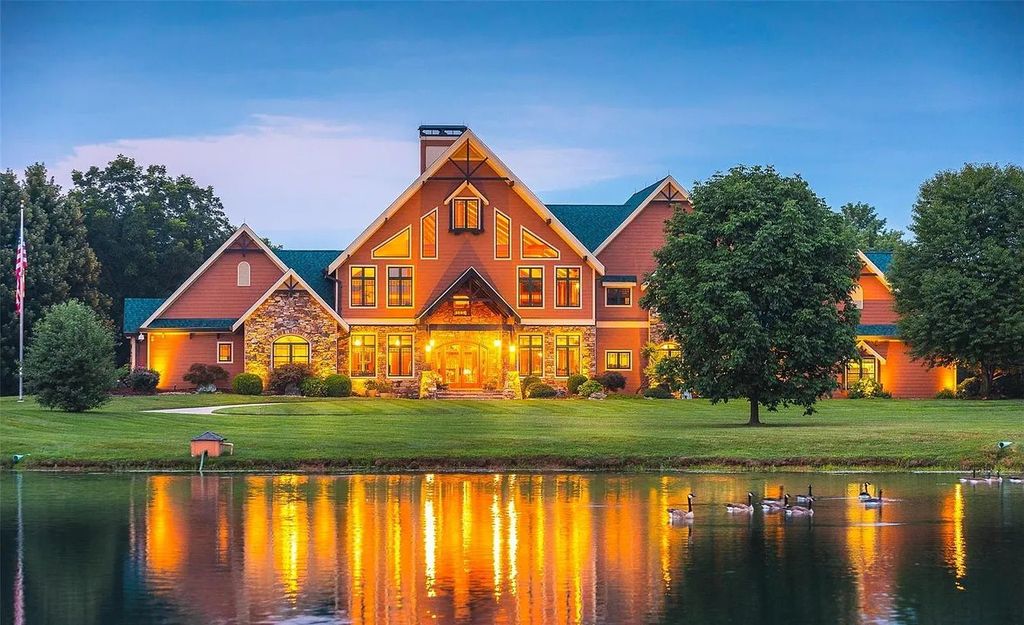 Tastefully Designed Country Estate with Lavish Living Spaces in Godfrey ...