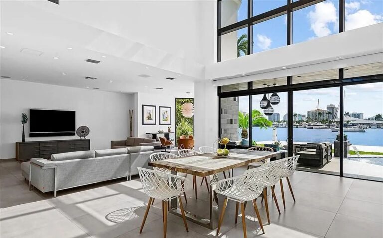 Unrivaled Contemporary Architecture with Panoramic Views Over Sunrise ...
