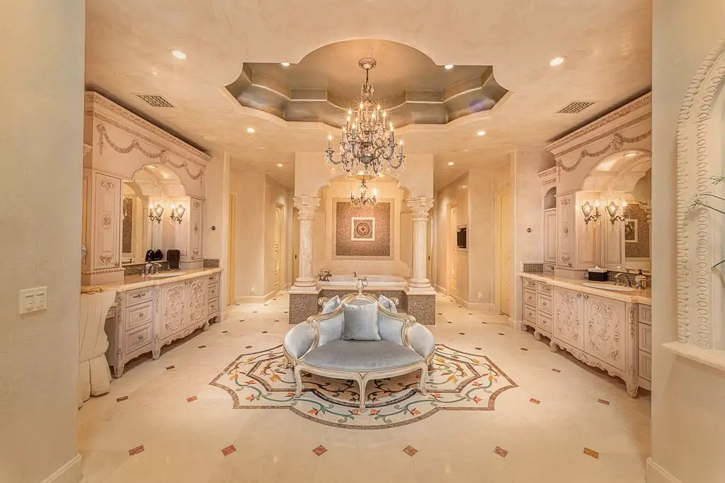 15 Luxury Bathroom Ideas To Enhance The Opulence And Fancy That You May ...