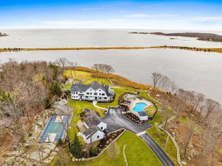 Experience The Epitome of Luxurious Waterfront Living in This $6.8M ...