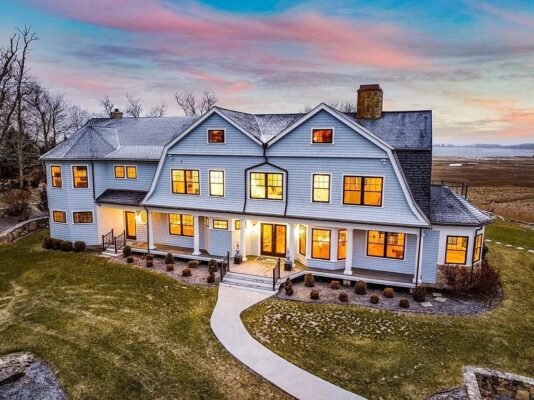 Experience The Epitome of Luxurious Waterfront Living in This $6.8M ...