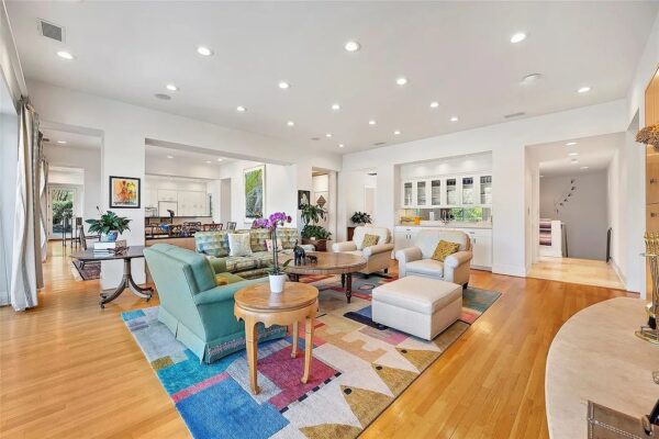 For $3.2M, This is Your Chance to Own Lakefront Property with Bauhaus ...