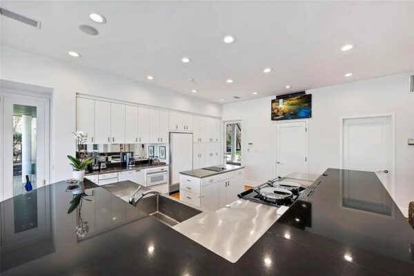 For $3.2M, This is Your Chance to Own Lakefront Property with Bauhaus ...