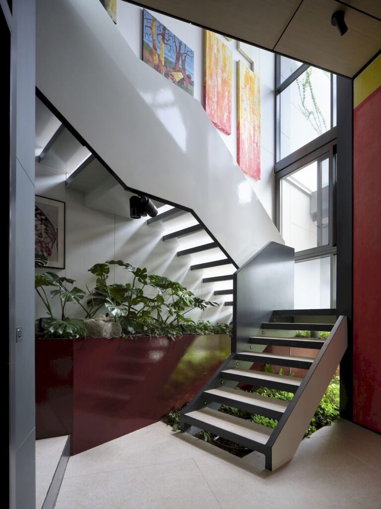 House of Mdm SC by JL Architects + LST Architects + Spatial Anatomy