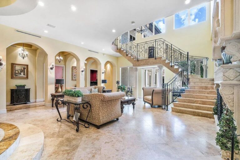 Luxurious Mansion with Sprawling Lot in Boynton Beach is Listing for $8 ...