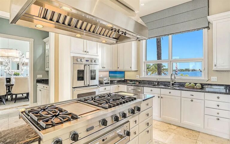 A $16 Million Stunning Siesta Key Home with 360-Degree Bay Views and ...