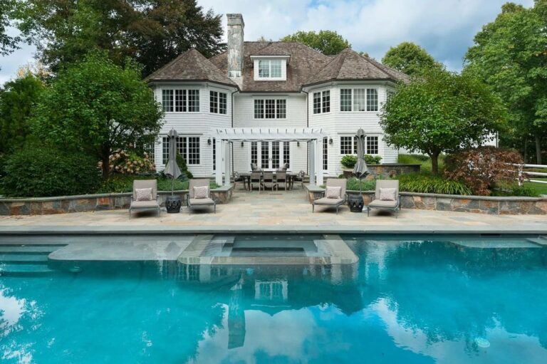 Charming Colonial Home in New Canaan, CT Ideal for Elegant Living and ...