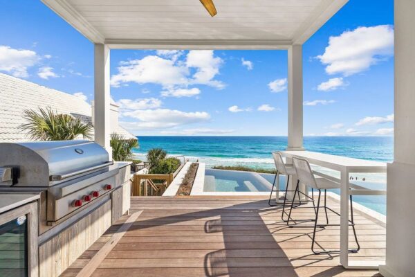 Exceptional Coastal Estate with Gulf Frontage and Stunning Design in ...