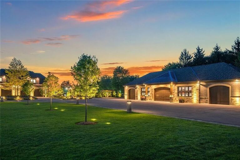 Spectacular Mansion Set on a 5.2-Acre Paradise Estate in Hamilton, ON ...
