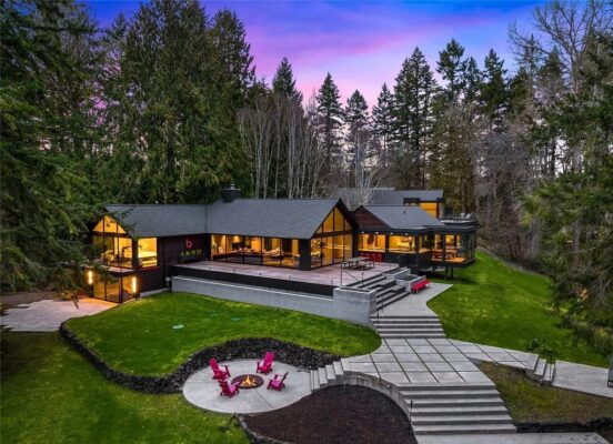 Stunning Architectural Masterpiece on 7.34 Acres of Tranquil Northwest ...